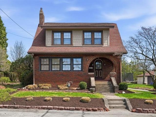 37 Oakwood Sq, Pittsburgh, PA 15209