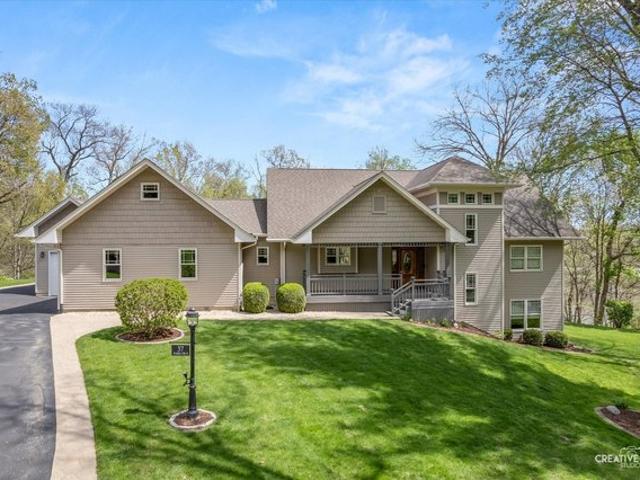 37 Park Dr, Yorkville, IL 60560