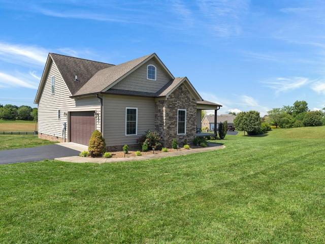 37 Pear Tree Court