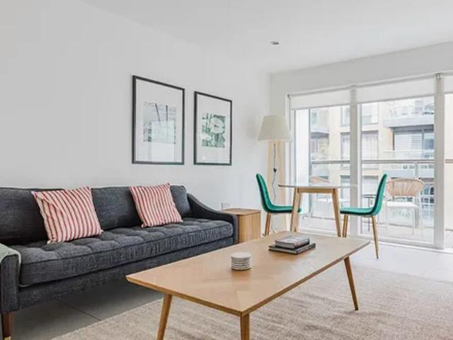 37 Pear Tree Street, London, EC1V 3AG, United Kingdom | 1 bed apartment for rent #167862186 | Rentberry