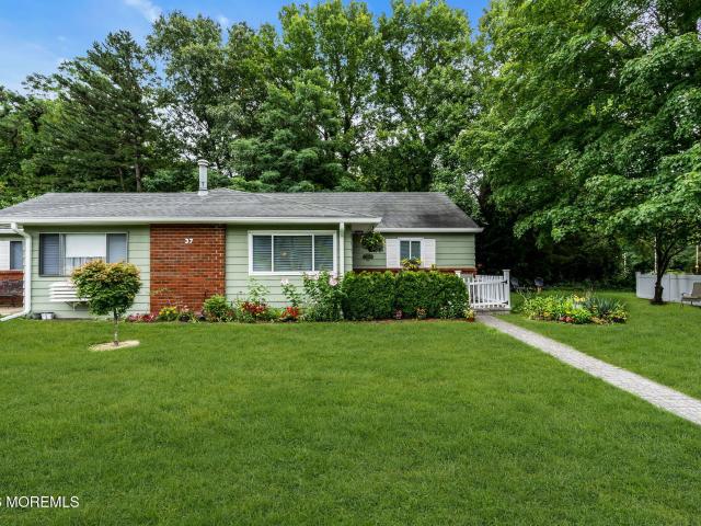 37 Pheasant Street Unit A