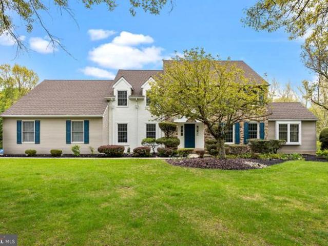 37 Ponderosa Dr, Southampton, PA 18966