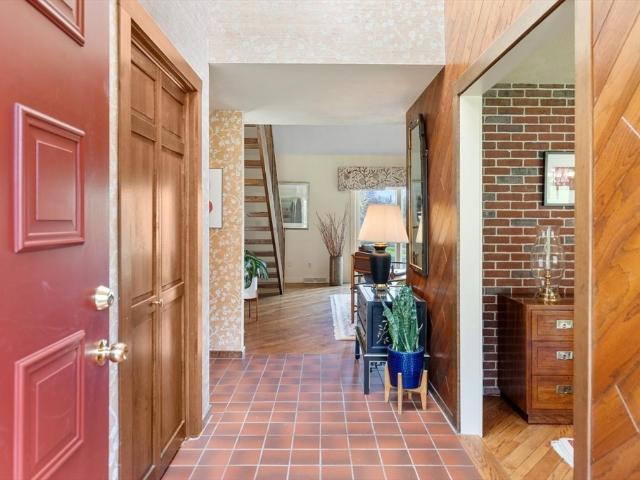 37 Potter Pond, Unit 37, Lexington, MA 02421 | MLS #73506 | Compass