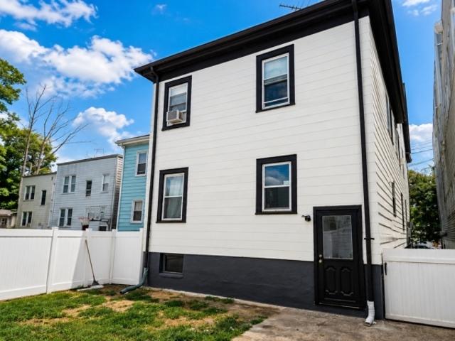 37 Prospect St