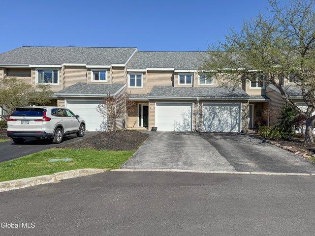 37 Preakness Way, Saratoga Springs, NY 12866