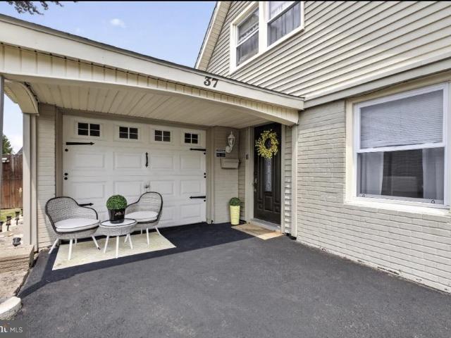 37 Princeton Lane