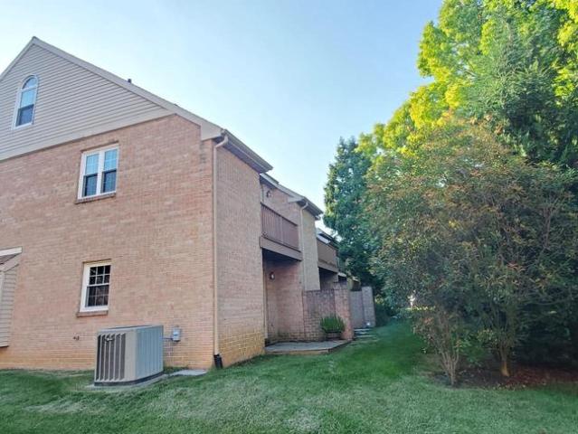 37 Rampart Drive