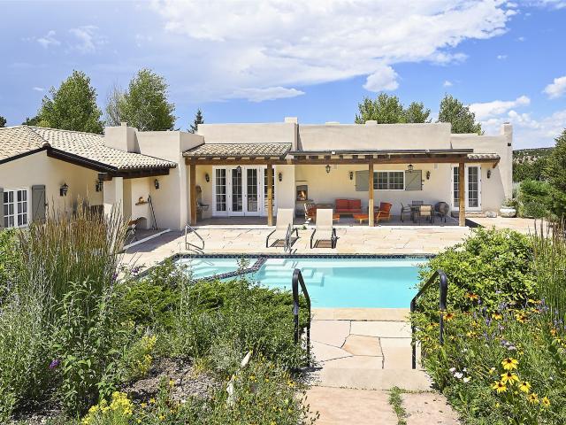 37 Rancho Escondido