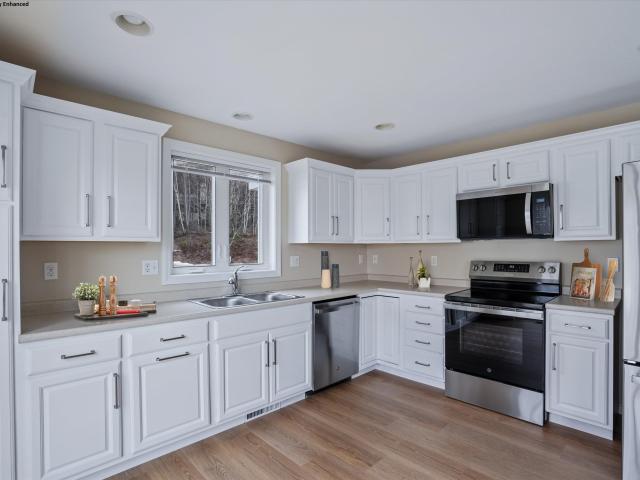 37 Reserve Way