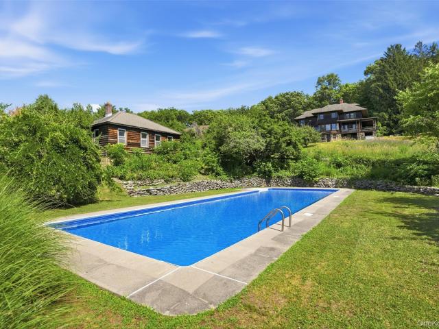 37 Ridge Road