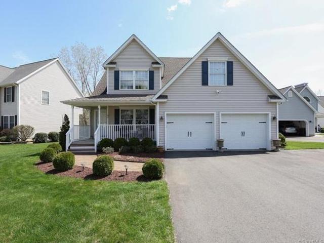 37 Riverside Ct, Southington, CT 06489
