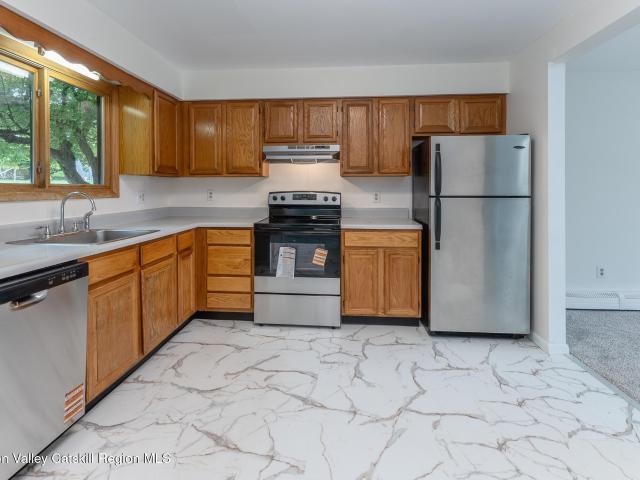 37 Rondout Harbor