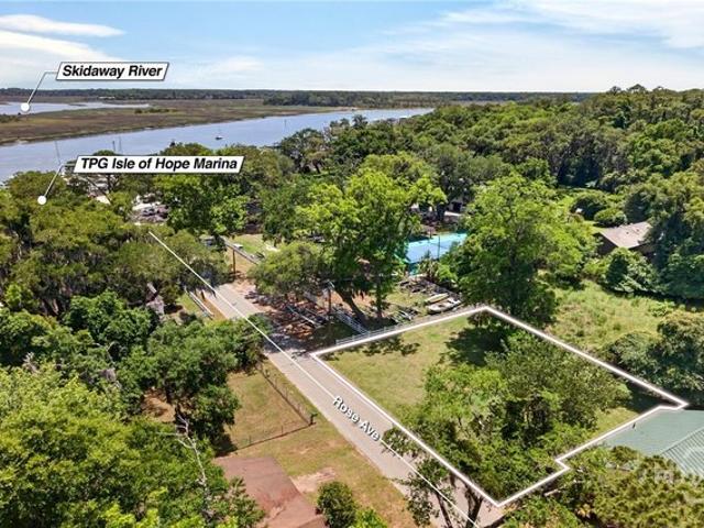 37 Rose Ave, Savannah, GA 31406