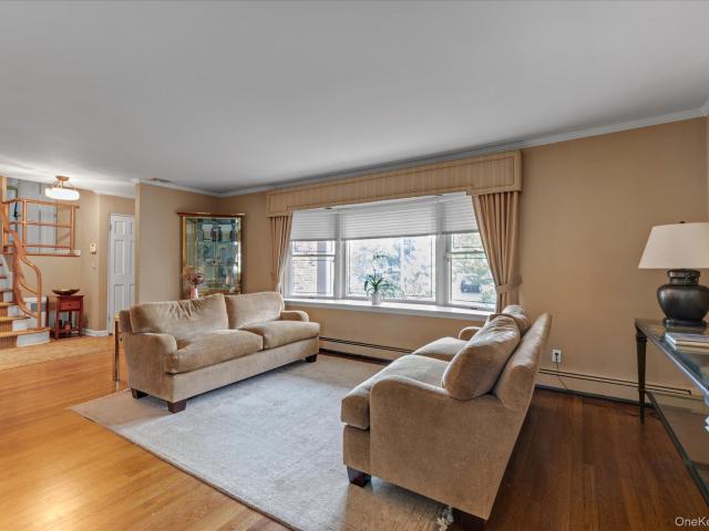 37 Rose Lane