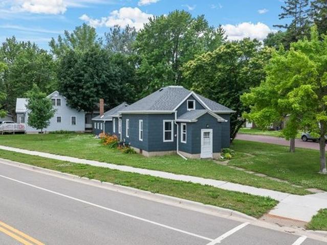37 Rowland St, Tracy, MN 56175