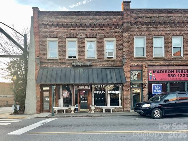 37 S Main Street S