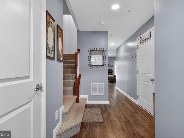37 S Center Street
