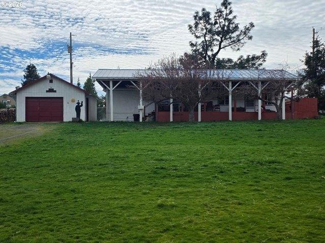 37 S Dv Cool Rd, Tygh Valley, OR 97063