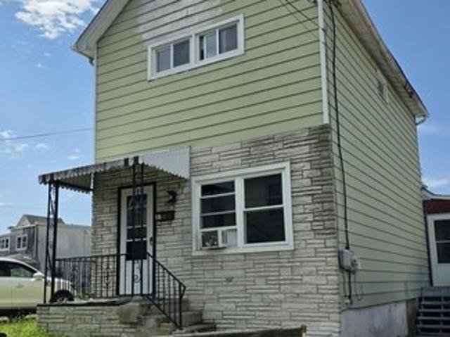 37 Sand St, Pittston, PA 18640
