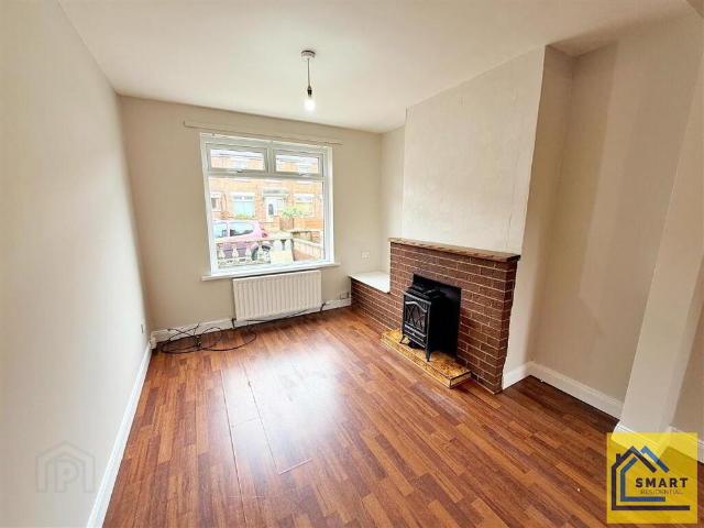 37 Sandbrook Park, Belfast, BT4 1NL