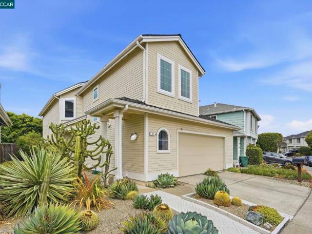 37 Seabreeze Dr