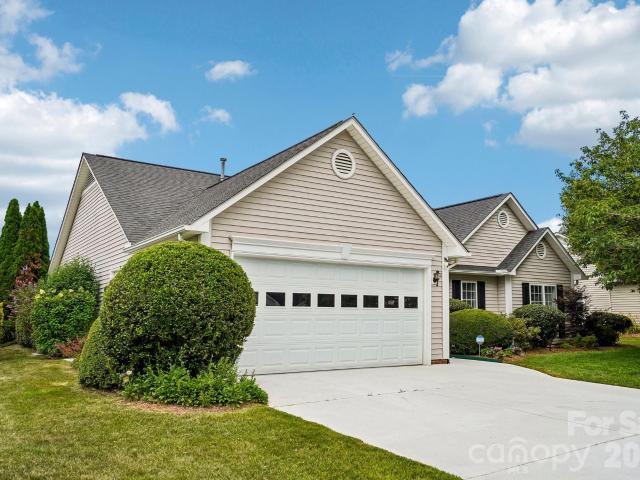 37 Stonehollow Road