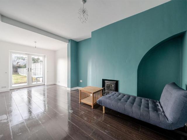 37 Sundorne Crescent, Shrewsbury, SY1 4JF