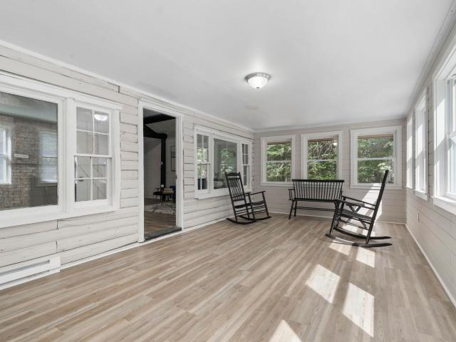 37 Symonds Lane
