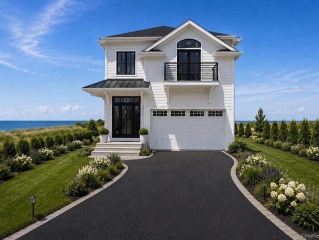37A Bayville Ave, Bayville, NY 11709