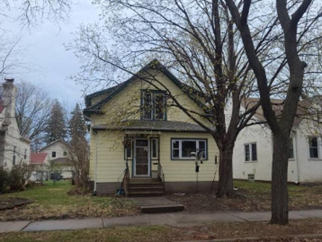 37th Ave S