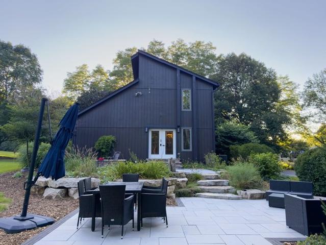 37W271 Weld Rd, Elgin, IL 60124