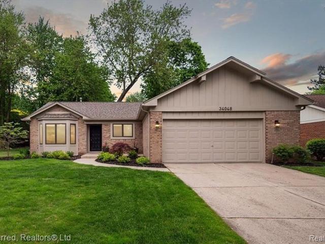 34048 Fonville Dr, Livonia, MI 48152