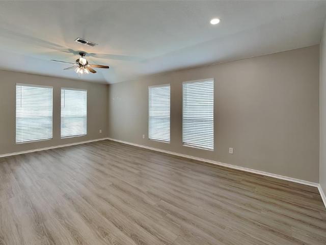 3404 Muleshoe Lane