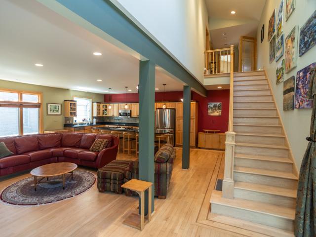 3404 Meadow Lane