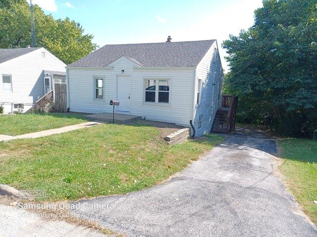 3404 Sims Ave, Saint Ann, MO 63074
