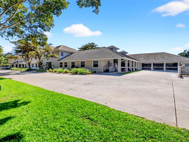 3405 Old Hampton Dr, Wellington, FL 33414 | MLS #R11163