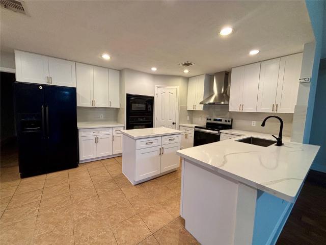 3405 Kleberg Court