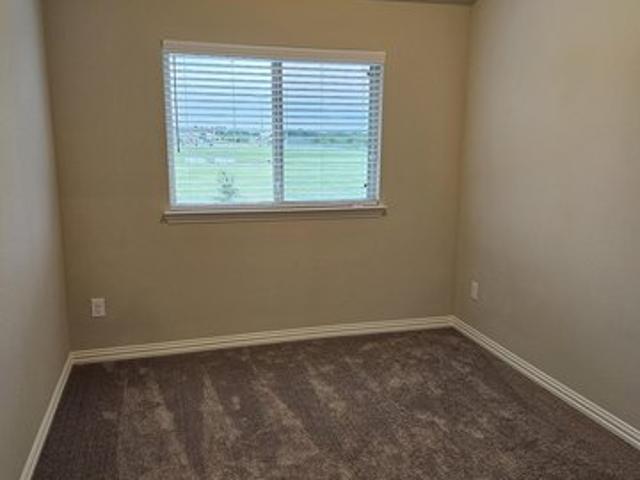 3405 Solana Cir, Denton, TX 76207