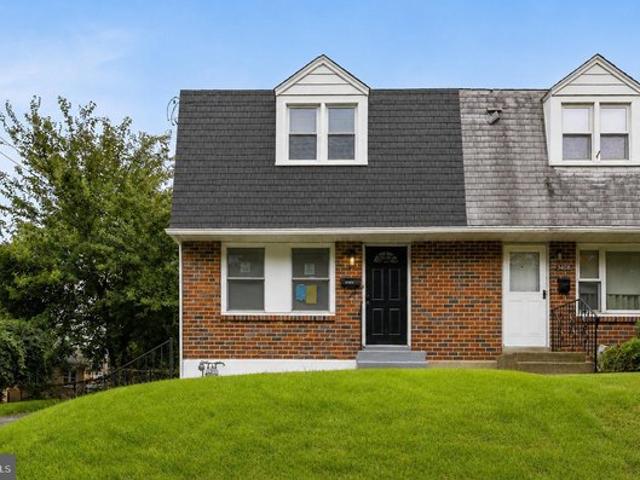 3406 Oak Ln, Brookhaven, PA 19015