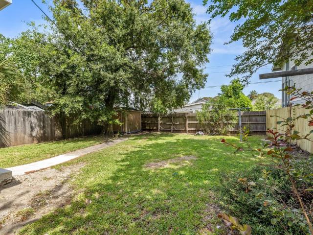 3406 Avenue Q 1/2