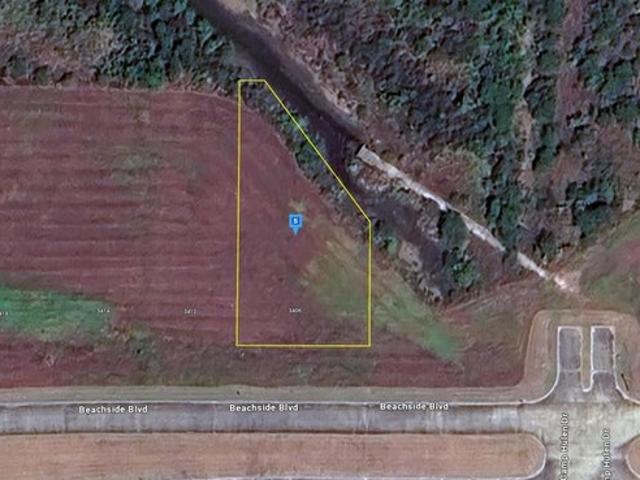 3406 Beachside Dr, Palacios, TX 77465