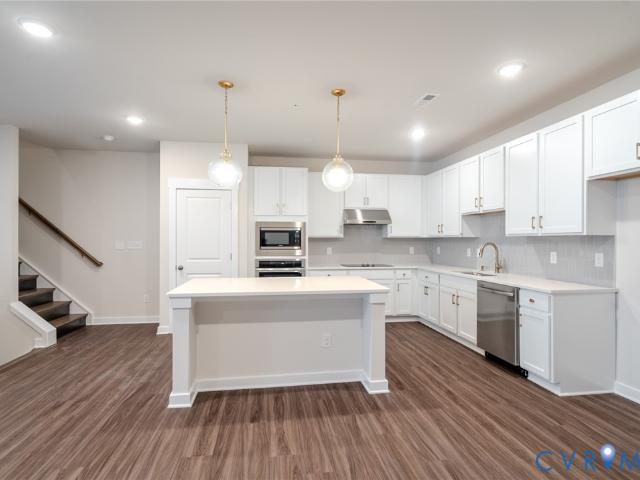 3406 Carlton Street 2 5A