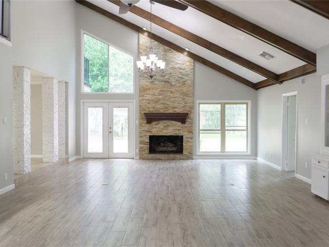 3406 Deerwood Lane