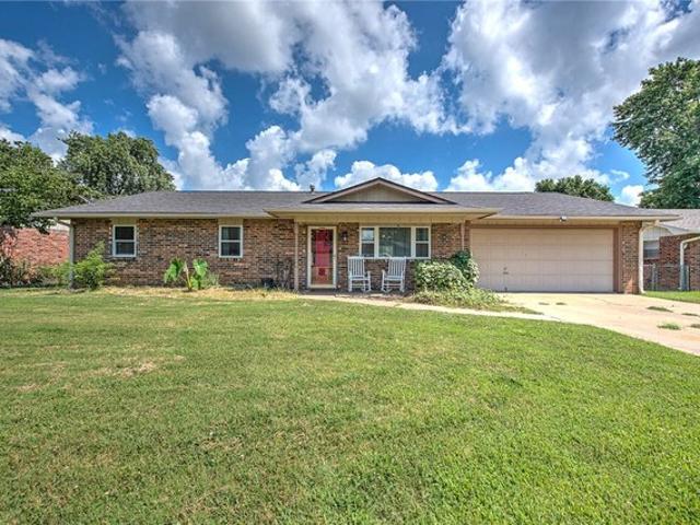 3406 Edward Ave, Springdale, AR 72762