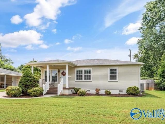 3406 Grote St SW, Huntsville, AL 35805