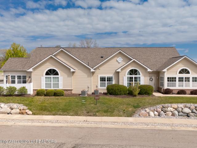 3406 Hamlet Circle