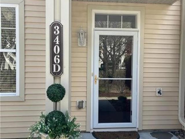 3406 Hazel Trl Unit D, Woodbury, MN 55129