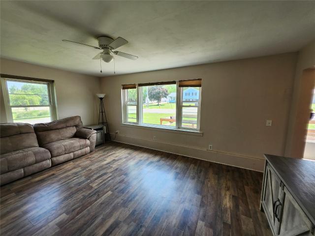 3406 saltsman road