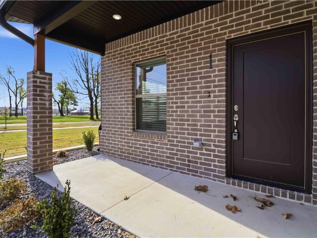 3406 SE K Street 1