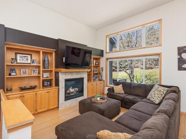 3406 Spring Glen Circle NW